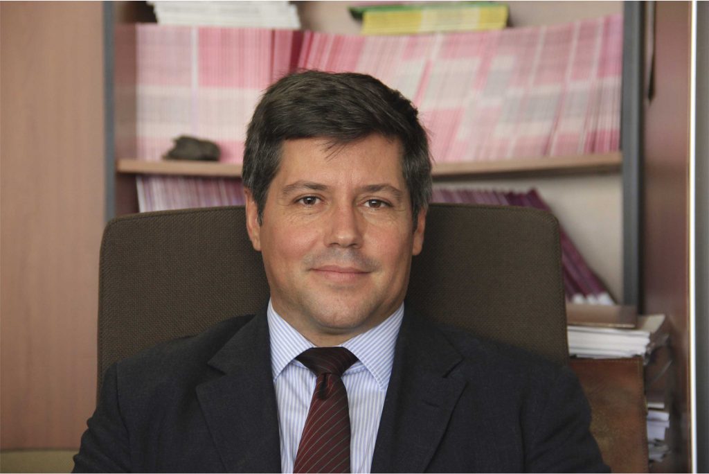 Gregorio Martín de Castro: «Resulta fundamental innovar y cambiar la ...