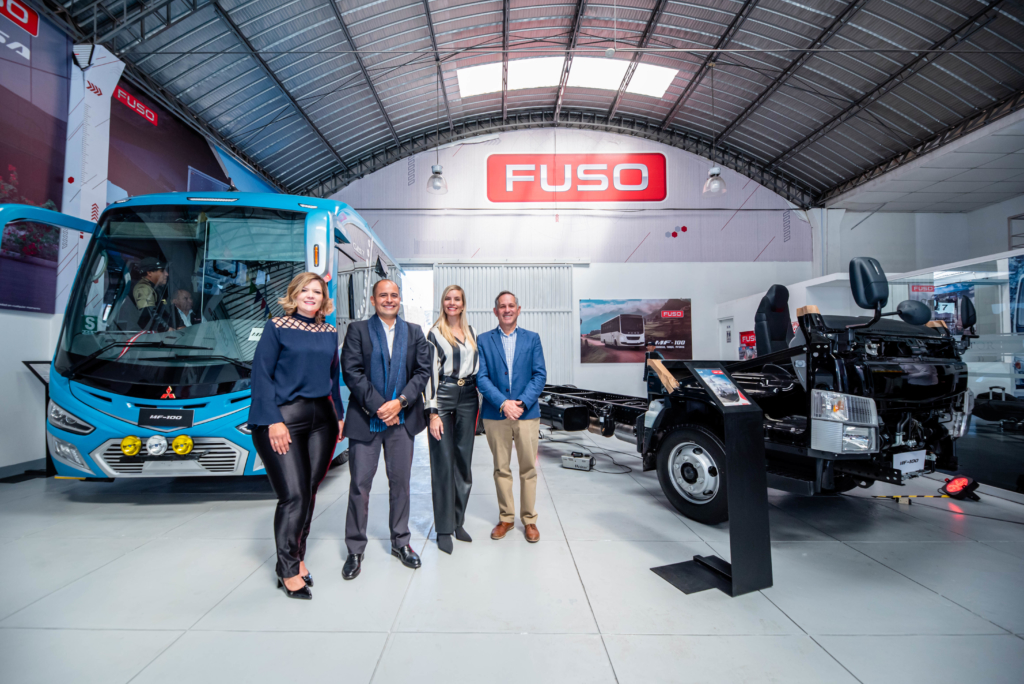 FUSO lanzó nueva unidad que prioriza la seguridad, potencia y ahorro de ...