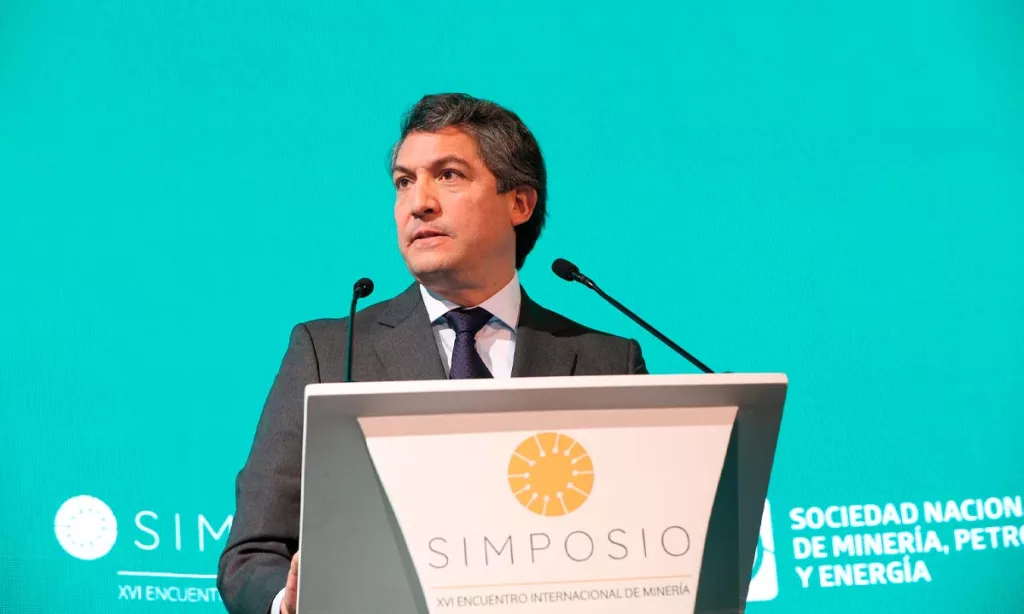 XVI Simposio: Diego Ortega insta al Perú a convertir la sostenibilidad ...